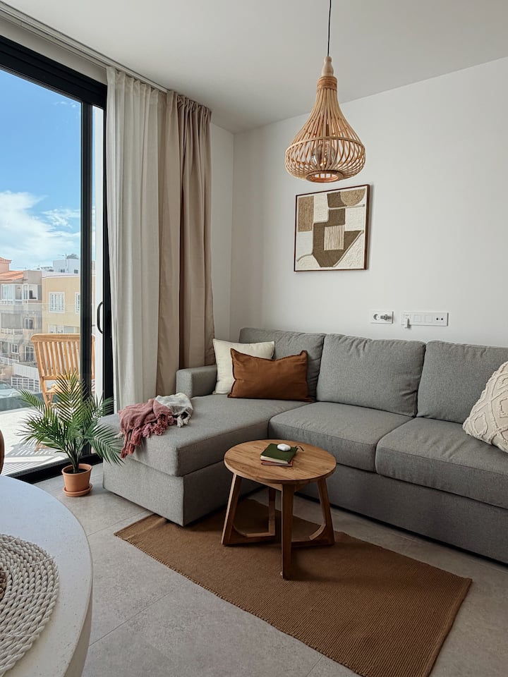 Unique Coastal Apartment, Private Rooftop Sea View - Corralejo
