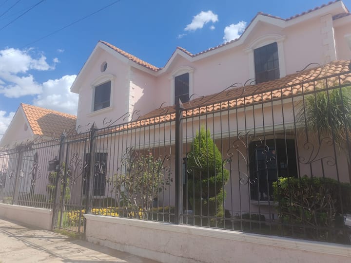 Casa Completa Al Sur Centrica - Chihuahua