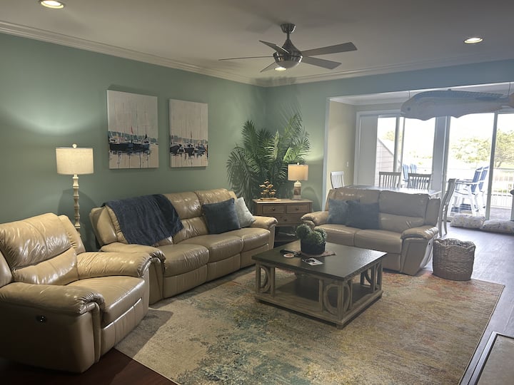 Beautiful Three Bedroom Bayville Shores Home - Delaware