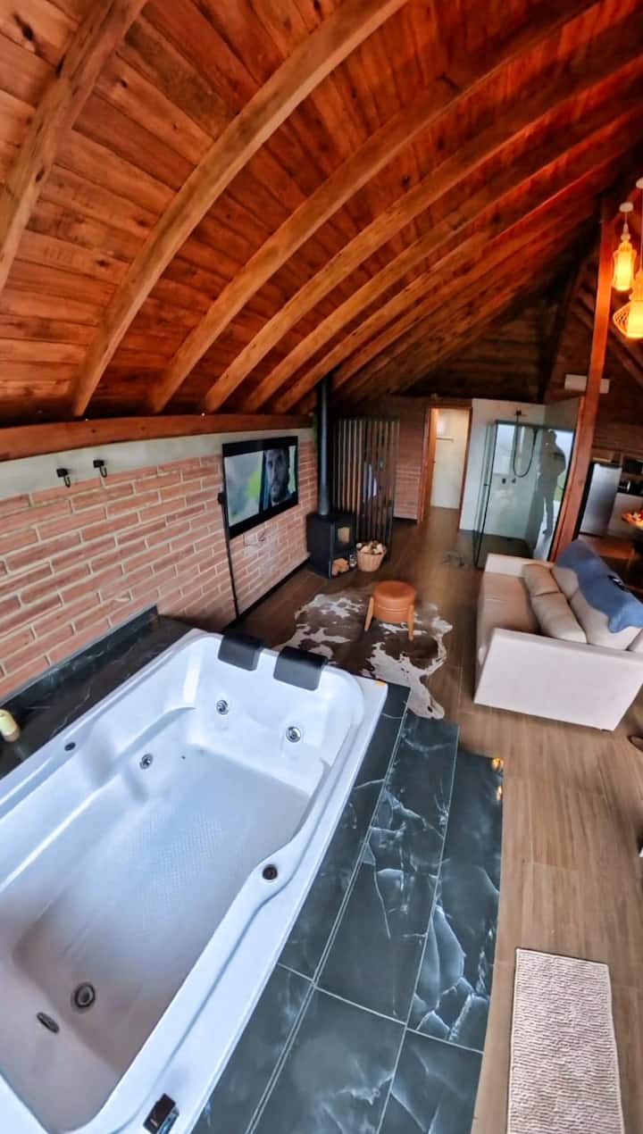 Cabana Miragem, Romântica, Jacuzzi, Vista & Vale - Gramado