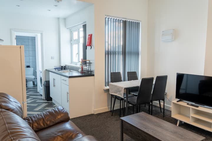 Spacious 1bdr Retreat - Monthly Discounts Apply - Birmingham