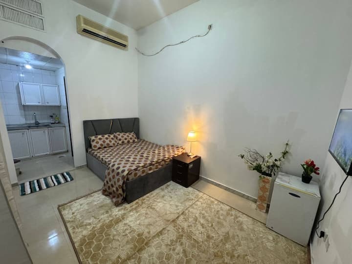 Brand New Private Studio Room In Shabia 11 - Abu Dhabi