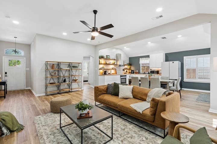 Stylish Retreat For Long Term Living - Ftw 25 Mins - Mansfield, TX