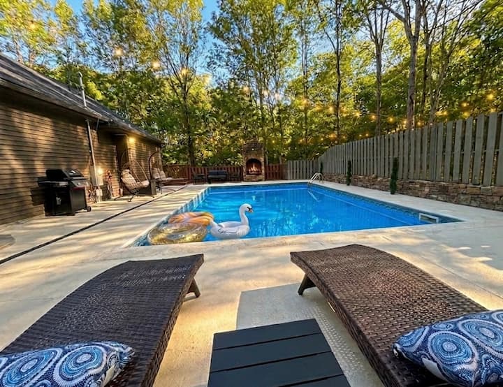 Pool | Hot Tub | Game Room | Theater | Fire Pit - Brown County, IN