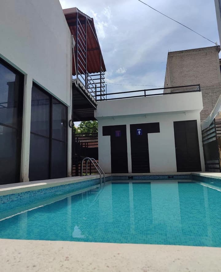 Casa Con Alberca - Ojo de Agua