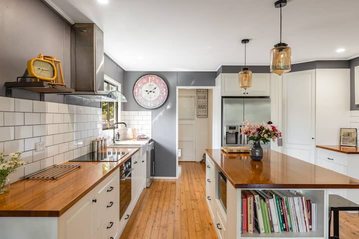 Stylish Cottage Near Hospital Precinct! - Highfields