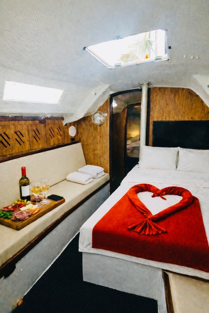 Sleep On A Sailboat In Ilhabela With Ocean Views - Ilhabela