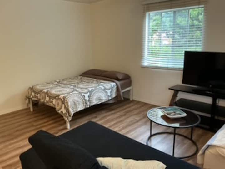 One Bedroom Apt
Swami's Beach & Sunset Walks - Encinitas, CA