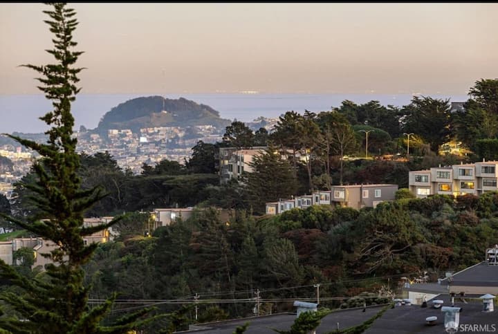 Bay View 1br In Twin Peaks | Patio + Parking - San Francisco, CA