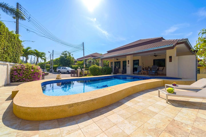 3br Private Pool Villa Near City Center (H117) - Hua Hin