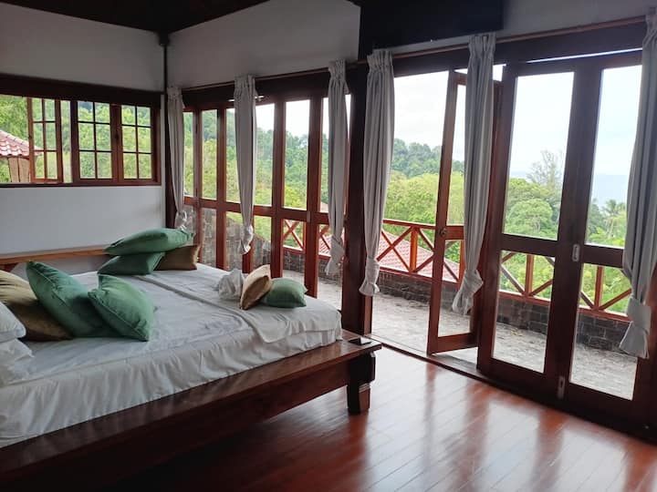 Tempat Terbaik Untuk Staycation Di Batam - Batam