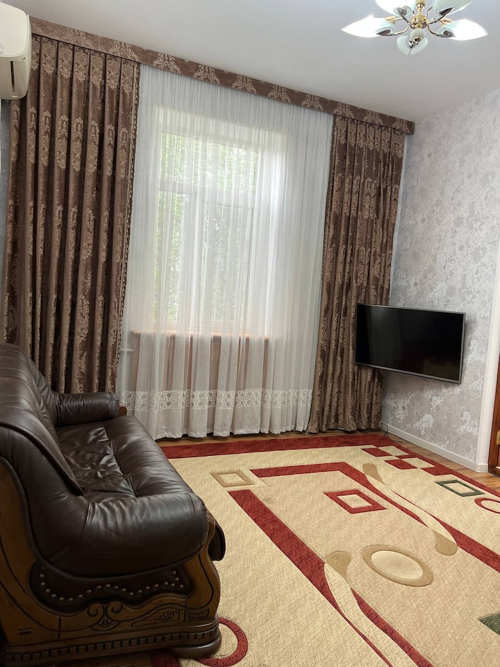Rustaveli Central Apartment. Cozy Apartment - Uzbekistan