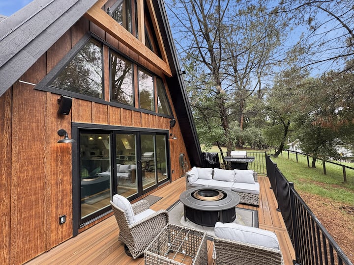 Stylish A-frame Cabin | Deck + Yosemite Access - Groveland, CA