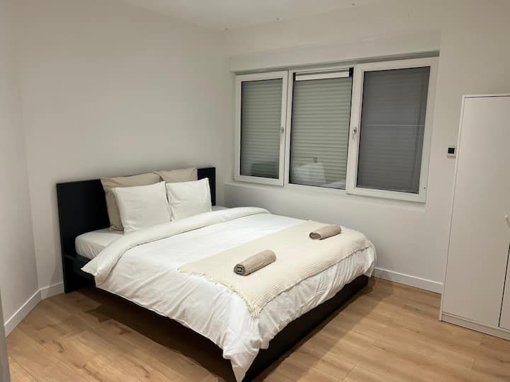Central 1br W/lr Apt For 4 | Great Location - Ghent (Belgium)