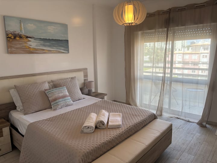 Apartamento Espaçoso Na Praia - Portimão