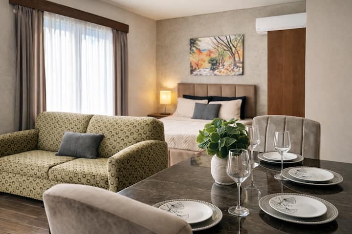 Departamento Moderno | Balcón, Alberca Y Ubicación - San Pedro Garza García