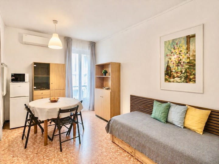 Casa Londra Alassio - 3 Minuti Dalla Spiaggia, A/c - Alassio