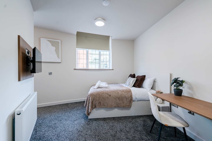 City Centre Studio | Free Coffee Machine | Wifi - Derby, UK