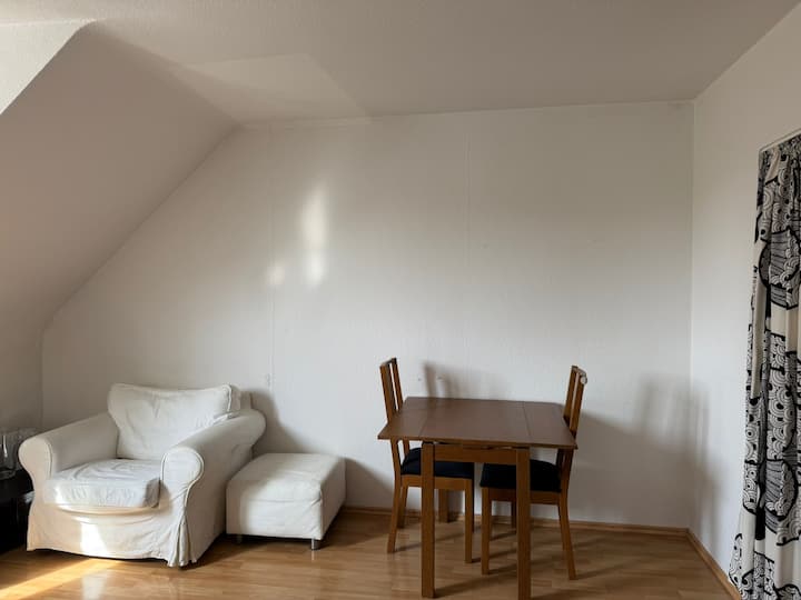 2-zimmer Wohnung Mit Frühstück, Messe/flughafen - Aéroport de Düsseldorf (DUS)