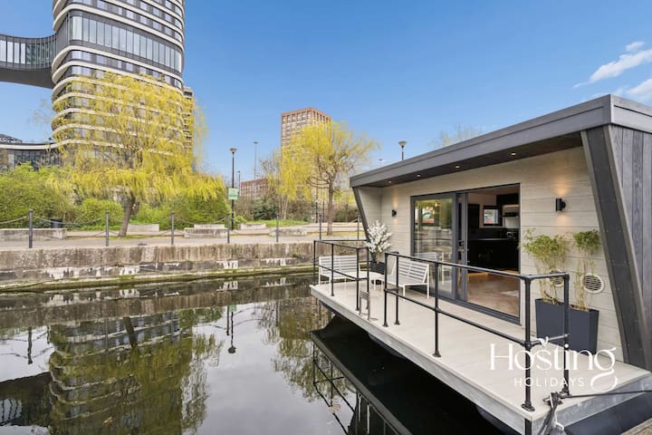 The Nautilus - Luxury 2-bed Floating Home - Greenwich