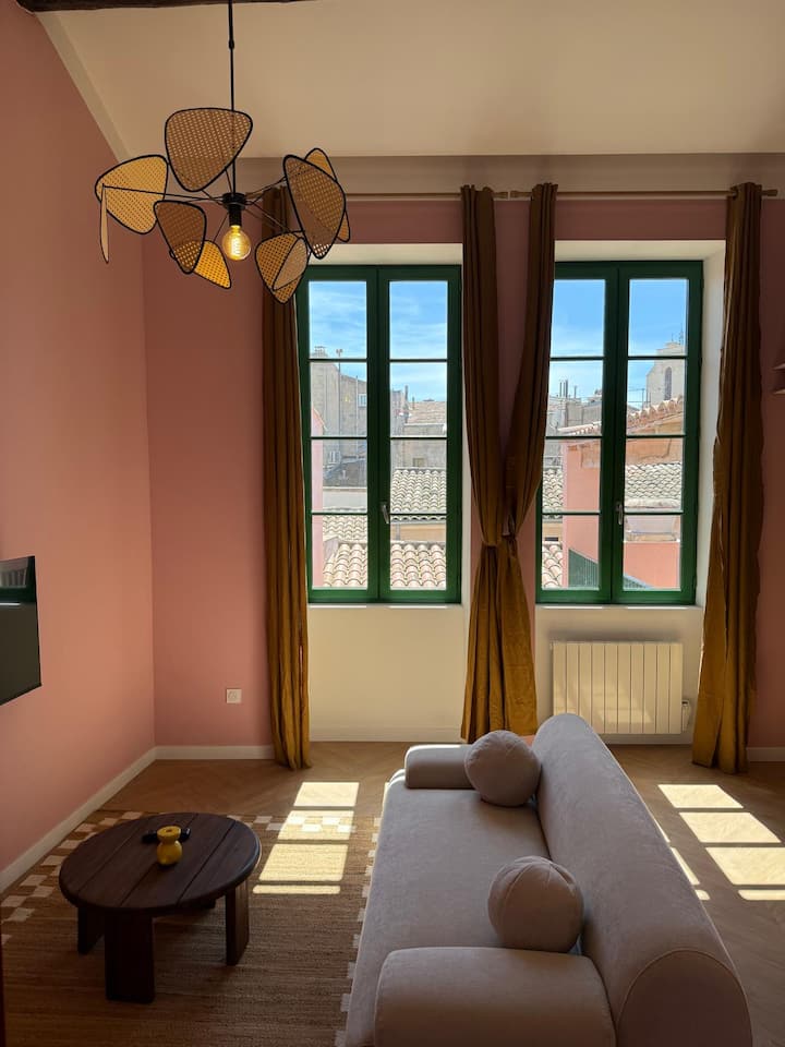 Ambre
éLégance Et Douceur Au Cœur De Ville - Nîmes