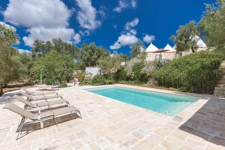 Borgo Paoli Trullo Lui In Ostuni, Exclusive Pool - Apulia