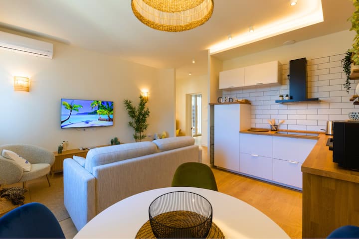 [Fronte~mare]•casa Con Terrazzo + Free Park + Wifi - Rimini