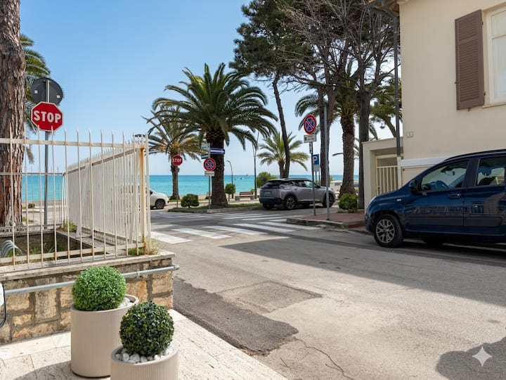 Azzurro Mare - Fronte Mare - Premium Villas - Roseto degli Abruzzi