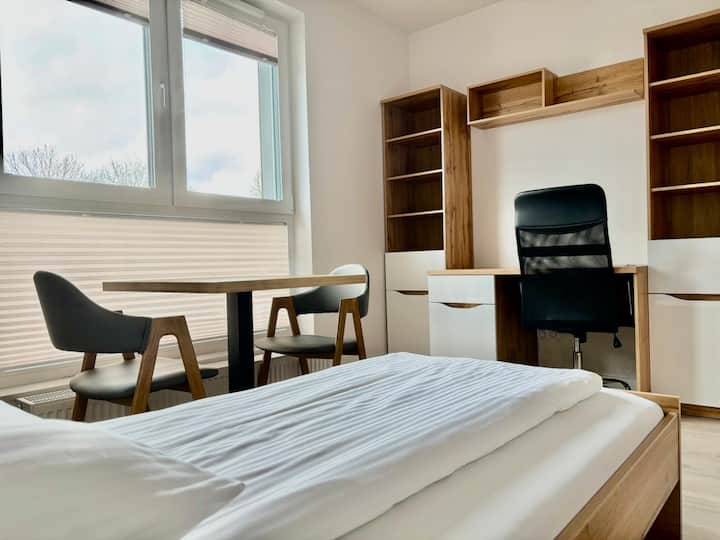 Easy Rent- Saski Point 42, 24h Check-in - Lublin