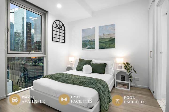 The Emerald | 3br City Views | Pool + Gym + Cbd - Melbourne