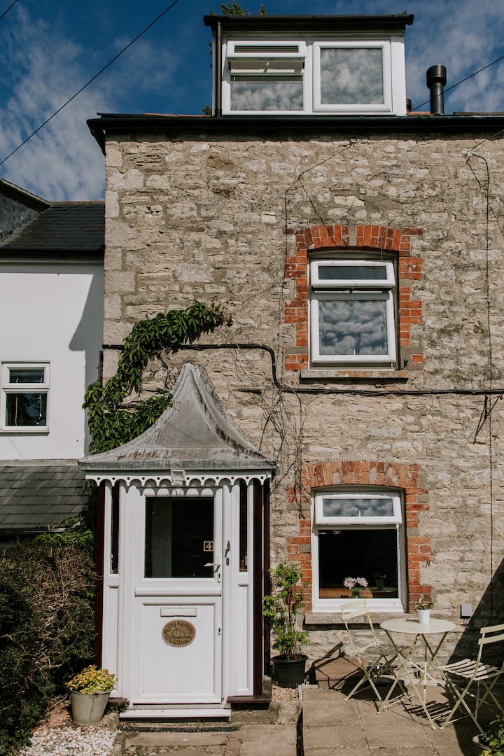Penny Farthing Countryside Cottage - Dorchester