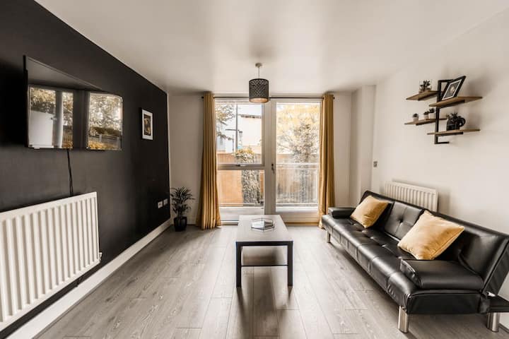 Stylish 1br · Sleeps 4 · Walk To Bullring & O2 - Birmingham
