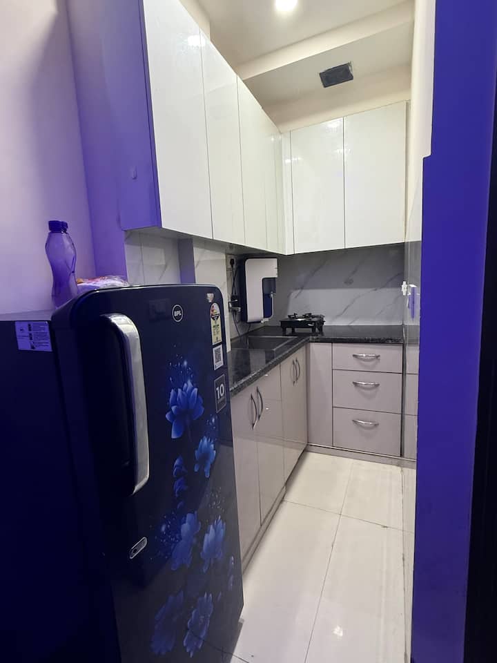 Blue Valley (Cozy Room) @Couple Friendly - New Delhi