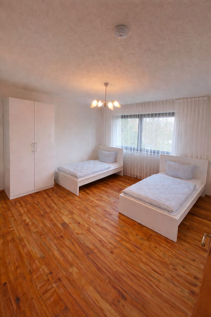 5-zi. Wohnung Für Familien & Gruppen - Munich