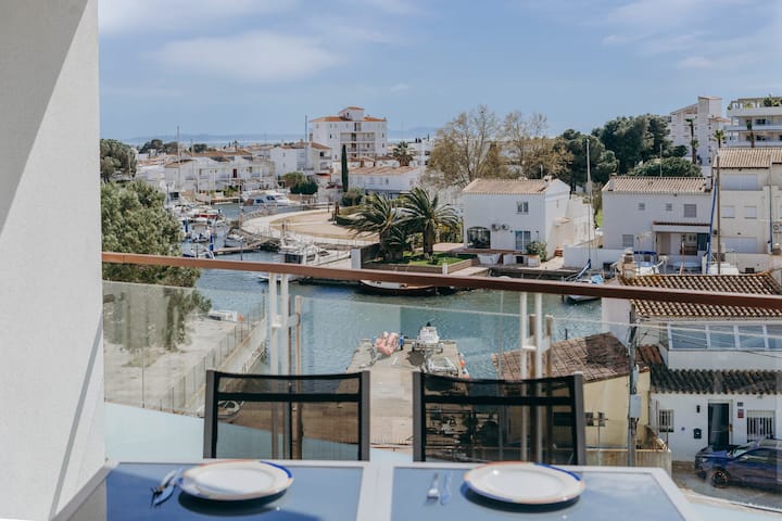 1br Apartment With Shared Pool For 4 Guests - Roses