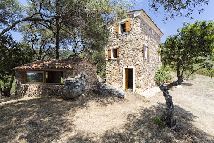 Maison Traditionnelle Corse De Charme - Cargèse