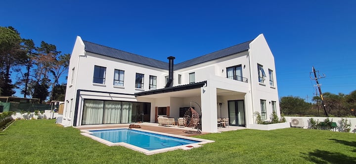 Winelands Retreat - Stellenbosch