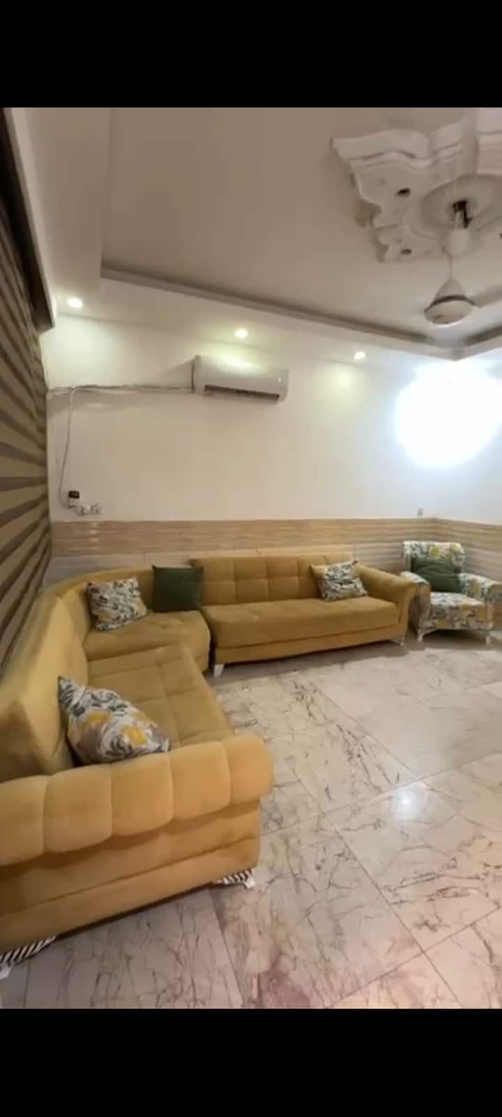 شقة مؤثثة طابق ارضي . بلمنصور خلف مطعم حجي حسين - Baghdad