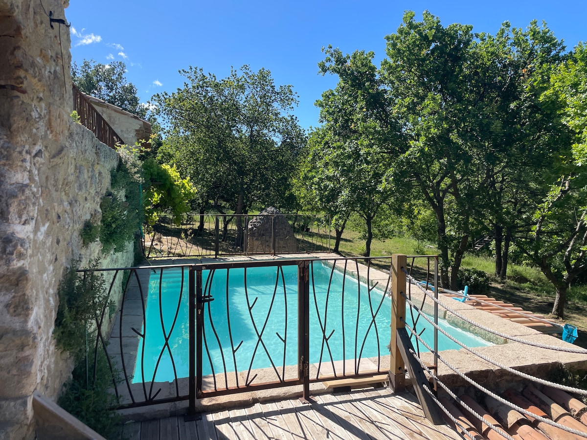 Studio for two - Guest suites for Rent in Baudinard-sur-Verdon ...