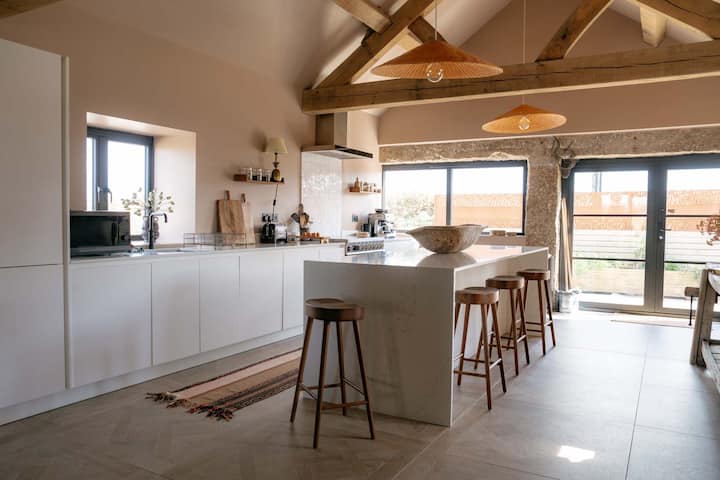 Beautifully Converted Barn Close To Beaches - Sennen