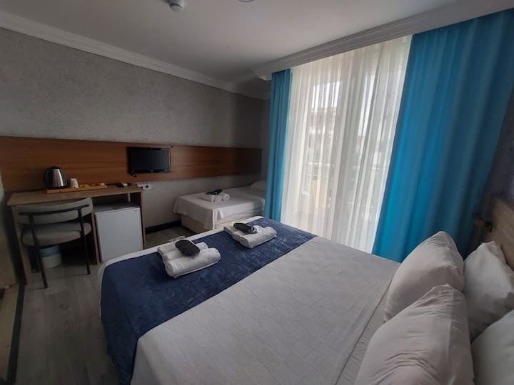 Standart 3 Kişilik Havuz Manzaralı - Side