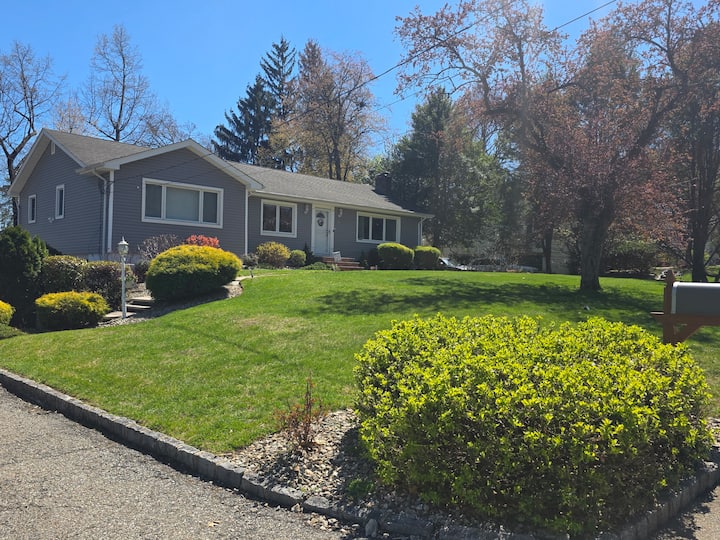 12 Sharon - Comfort, Convenience And Elegance - Morristown, NJ