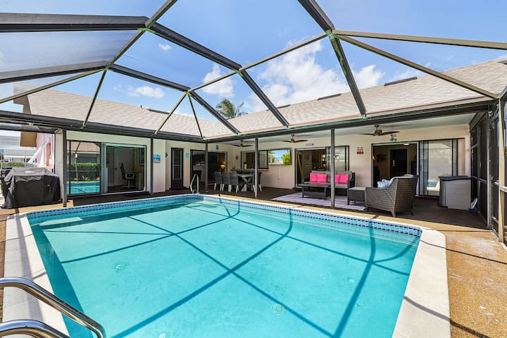 The Pink Flamingo-heated Pool, 3br, 2ba, Sleeps 9 - Sanibel Island, FL