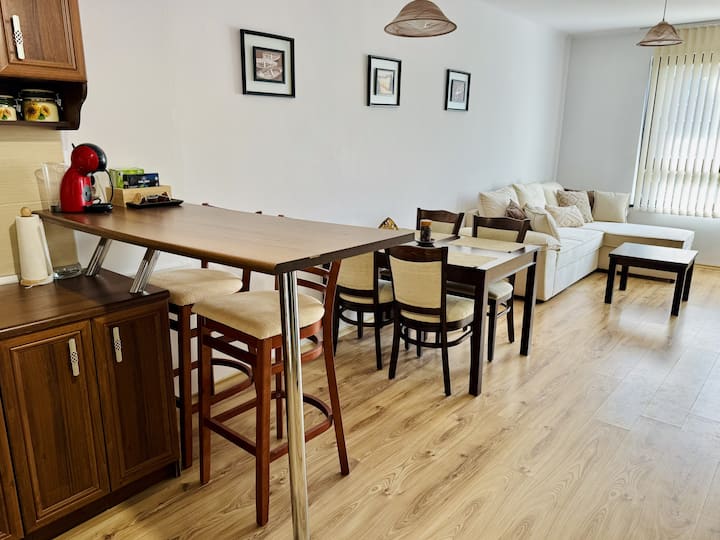 Your Seascape With Pool & 10 Min Walk To Beach - Varna
