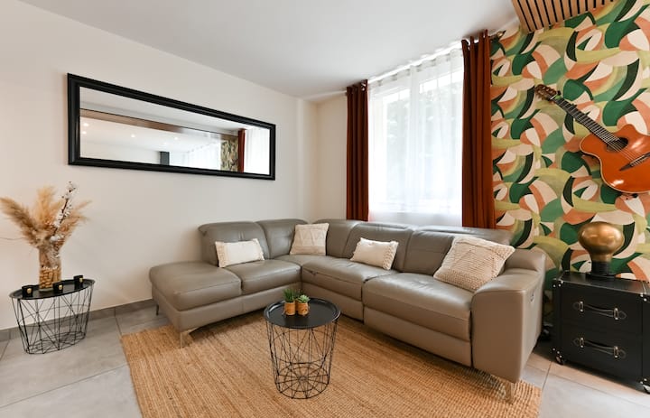 Spacieux Appartement Avec Suite Parentale - Villeurbanne