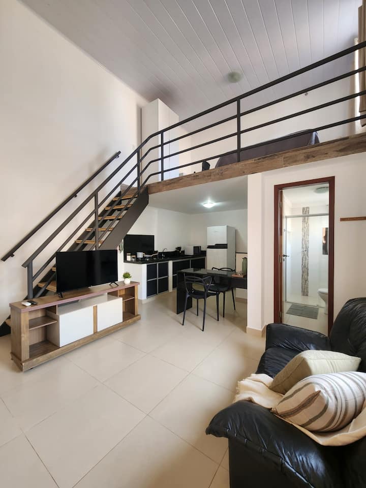 Loft Completo Próximo A Utfpr - Brazil