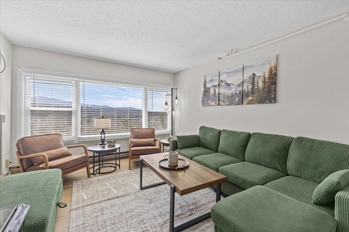 Grayson’s Grandview At Stowe | Top-floor Views - Stowe, VT