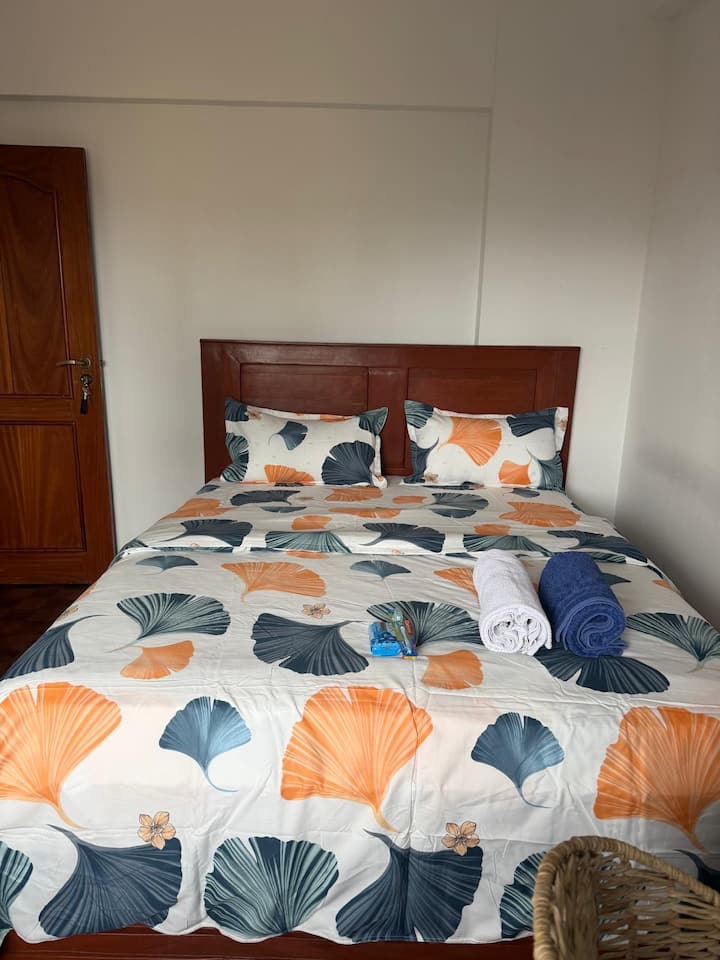 Um Quarto Com Novo Colchão No Centro Da Cidade - Maputo