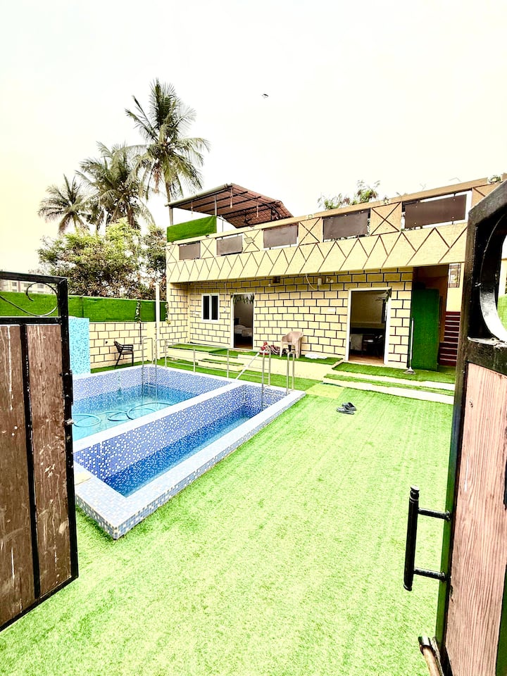 Universal Home Stay, With Pool And Two Rooms - Wiśakhapatnam