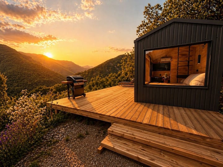 A Tiny House With Spectacular Surroundings - Costa Brava